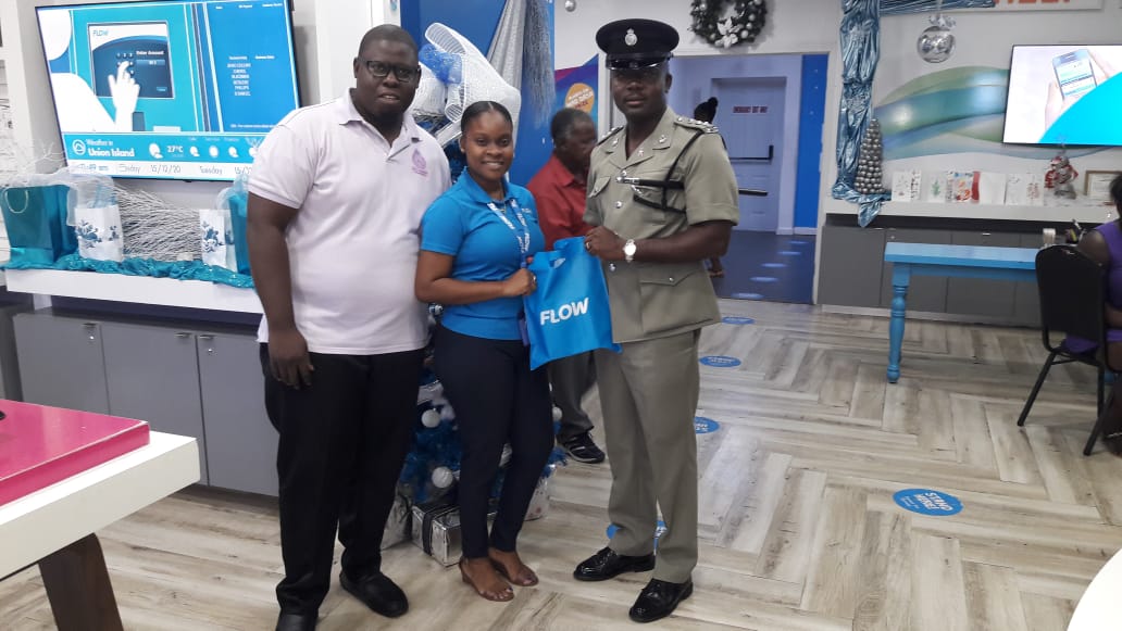 FLOW DONATES TO POLICE CAROLING CONTEST - Asberth News Network