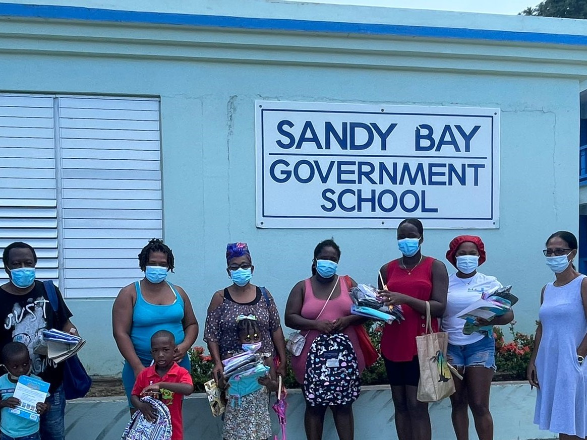 HAZEL ELLIS DONATES TO SVG - Asberth News Network