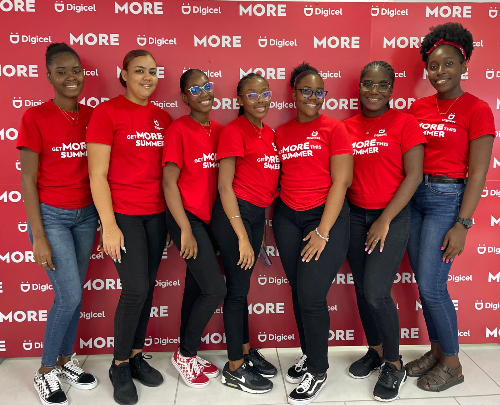 DIGICEL SVG EMPOWERS THE FUTURE GENERATION OF VINCENTIAN WOMEN ...